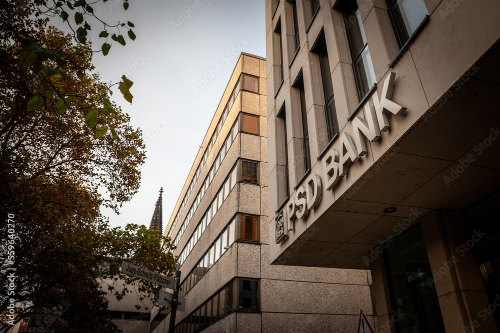 COLOGNE, GERMANY - NOVEMBER 12, 2022: Logo of PSD Bank Koln on their ...