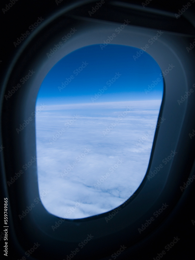Looking out the window of a commercial jet-liner enroute to Detroit ...