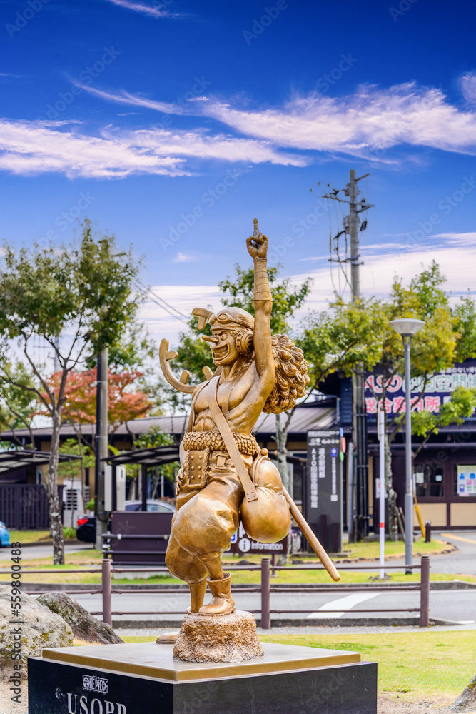 ワンピース「麦わらの一味」ウソップ像 「阿蘇駅・道の駅阿蘇」 One Piece "Straw Hat Crew" Usopp Statue ...