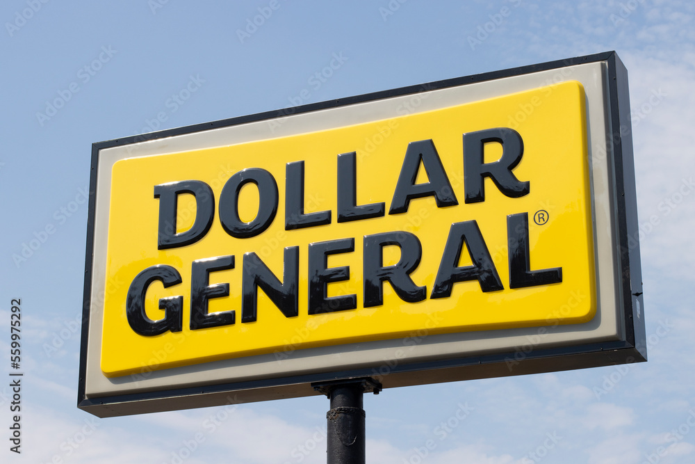 Morton, WA, USA - Aug 19, 2022: Dollar General sign is at its store in ...