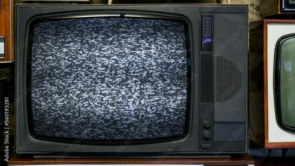 Old TV with grey interference screen. Static noise of 80s retro tv ...