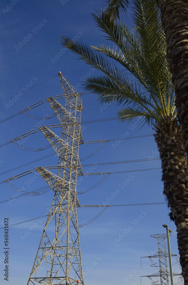 High voltage power transmission towers Have a complex steel structure ...