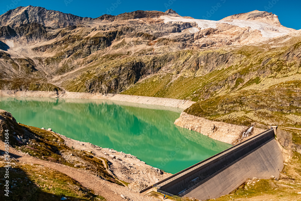 Beautiful alpine summer view with reflections in a lake at the famous ...