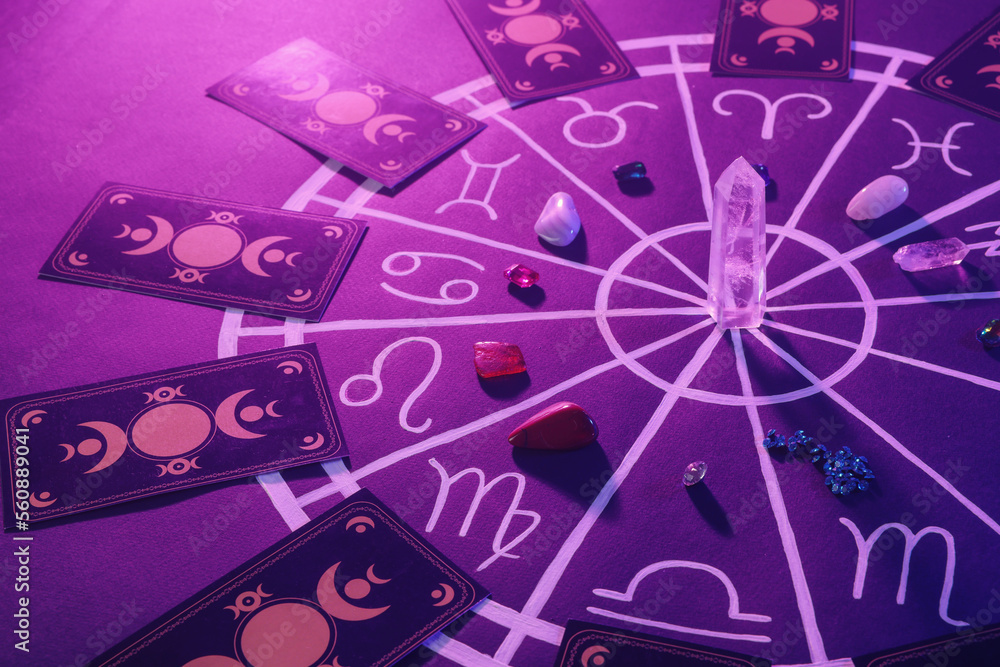 Natural stones for zodiac signs, tarot cards and drawn astrology chart ...