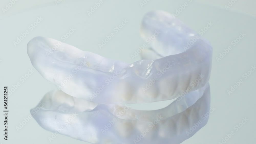 Dental mouthguard, splint for the treatment of dysfunction of the ...