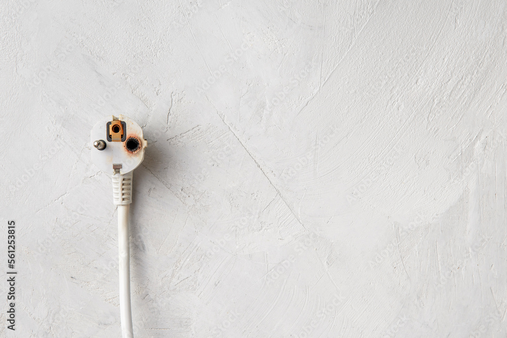 The European type F plug burned out, improper use of electrical ...