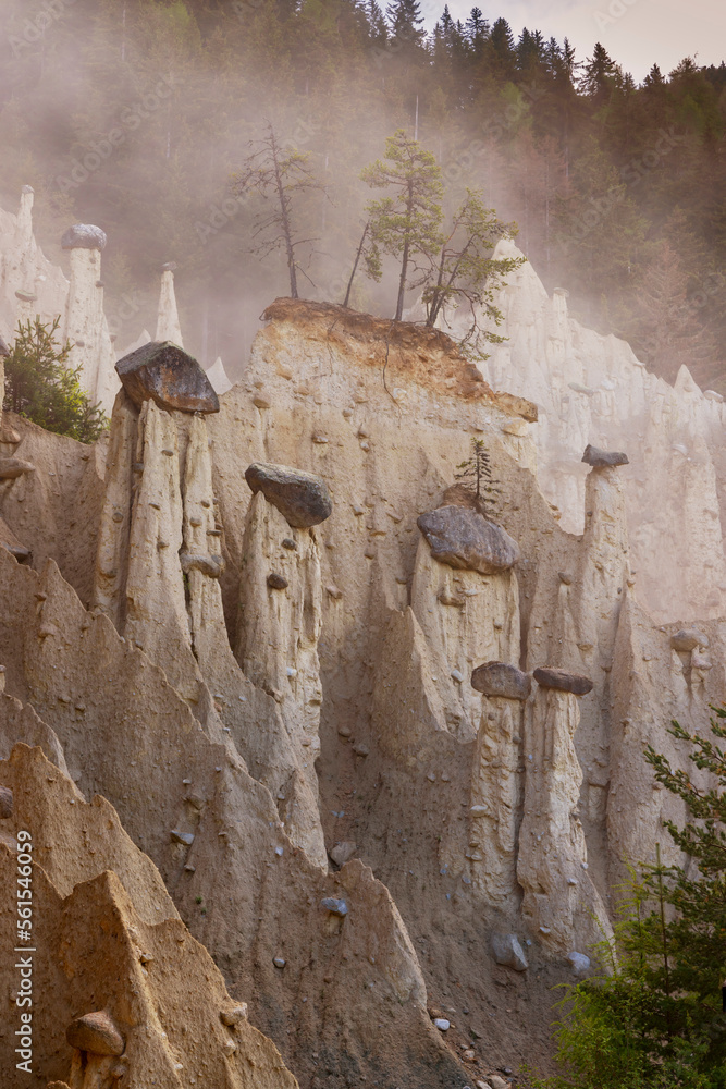 Earth pyramids of Platten (Erdpyramiden - Piramidi di Plata) near ...