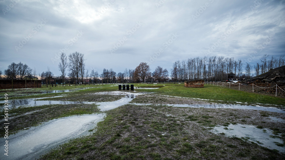 lines of barbed wire to demarcate the border during the war, The end of ...