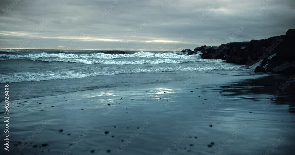 Powerful Iceland Storm Waves Crashing against Black Beach Rock Cliffs ...