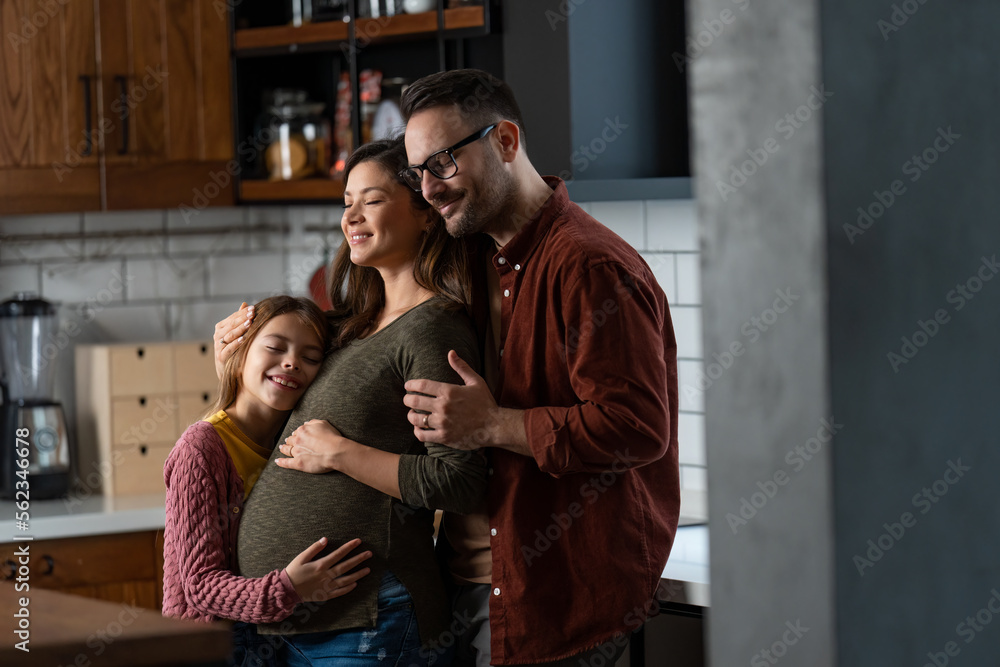 Foto de A calm family moment at home. Family enjoying their time ...