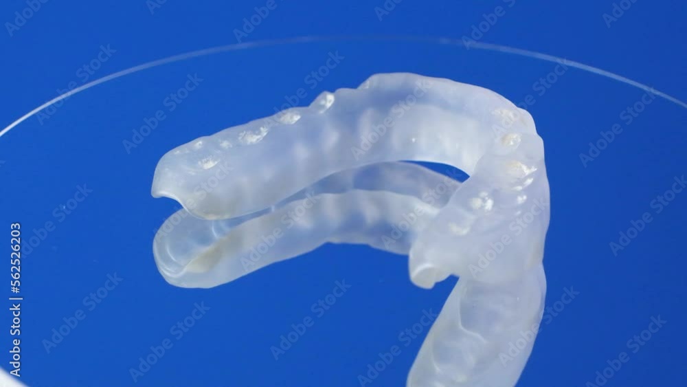 Dental mouthguard, splint for the treatment of dysfunction of the ...
