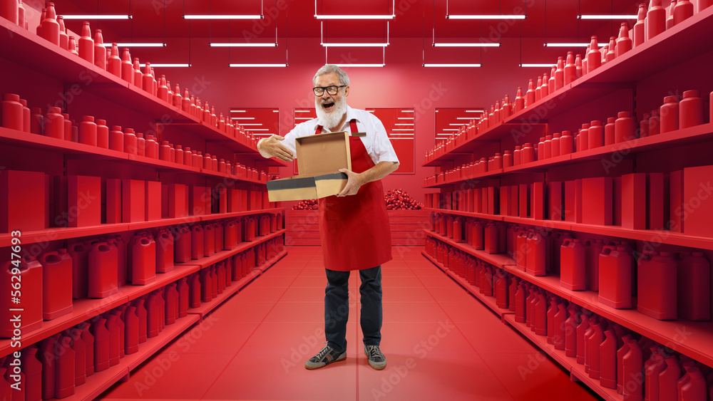 Foto de Emotional salesman, seller and shop assistant in professional ...