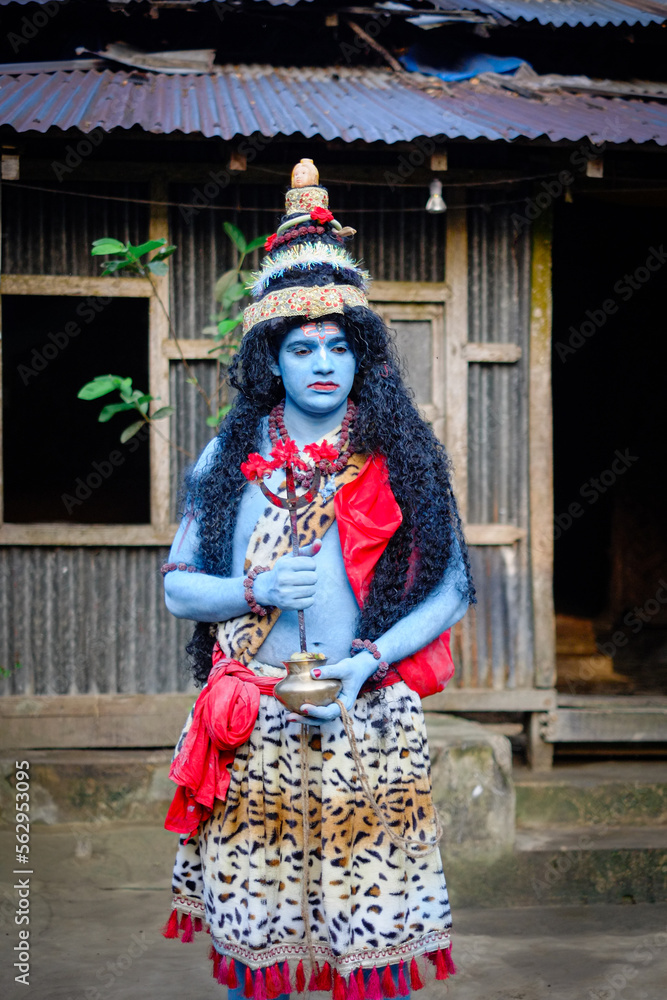 Hindu devotee cosplays as lord Shiva in Gajan festival Stock Photo ...