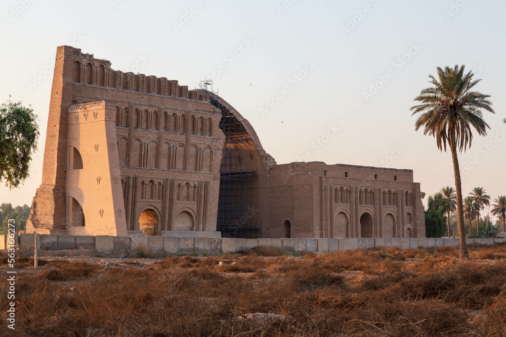 Ctesiphon, Iraq - Ktesifon Palace or Tak-ı Kisra - Taq Kasra, Ctesiphon ...