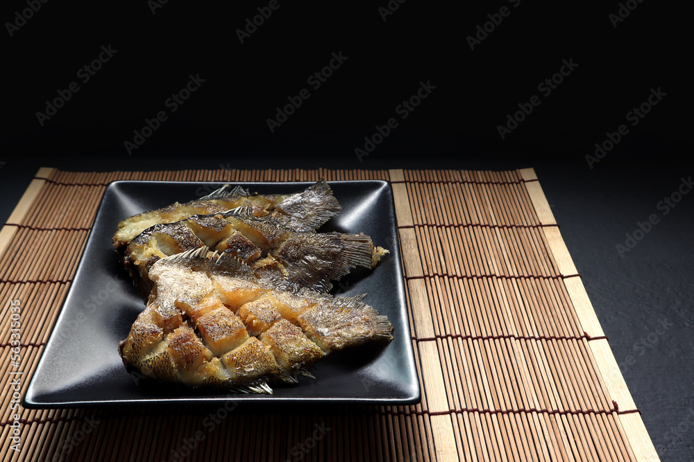 Thai crispy gourami fish , gouramy or Sepat Siam fish or Pla salid in ...