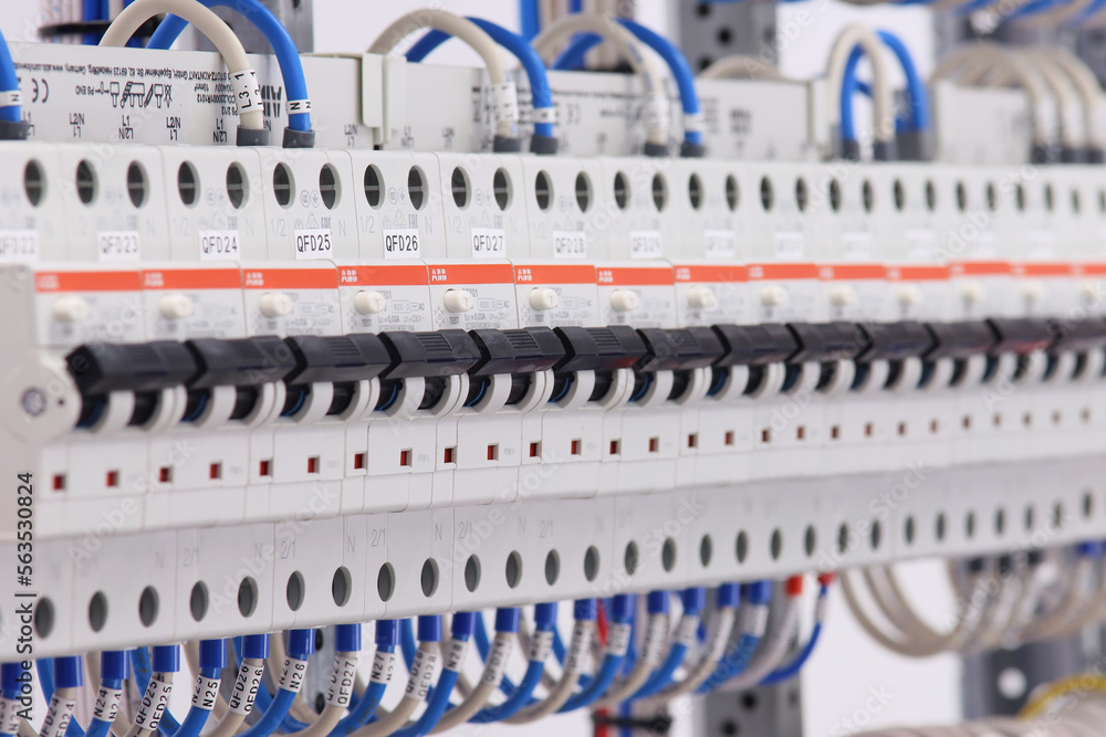 ABB automatic current switches for protection of electrical loads ...