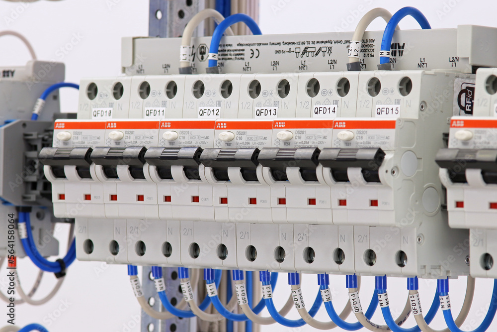 ABB automatic current switches for protection of electrical loads ...