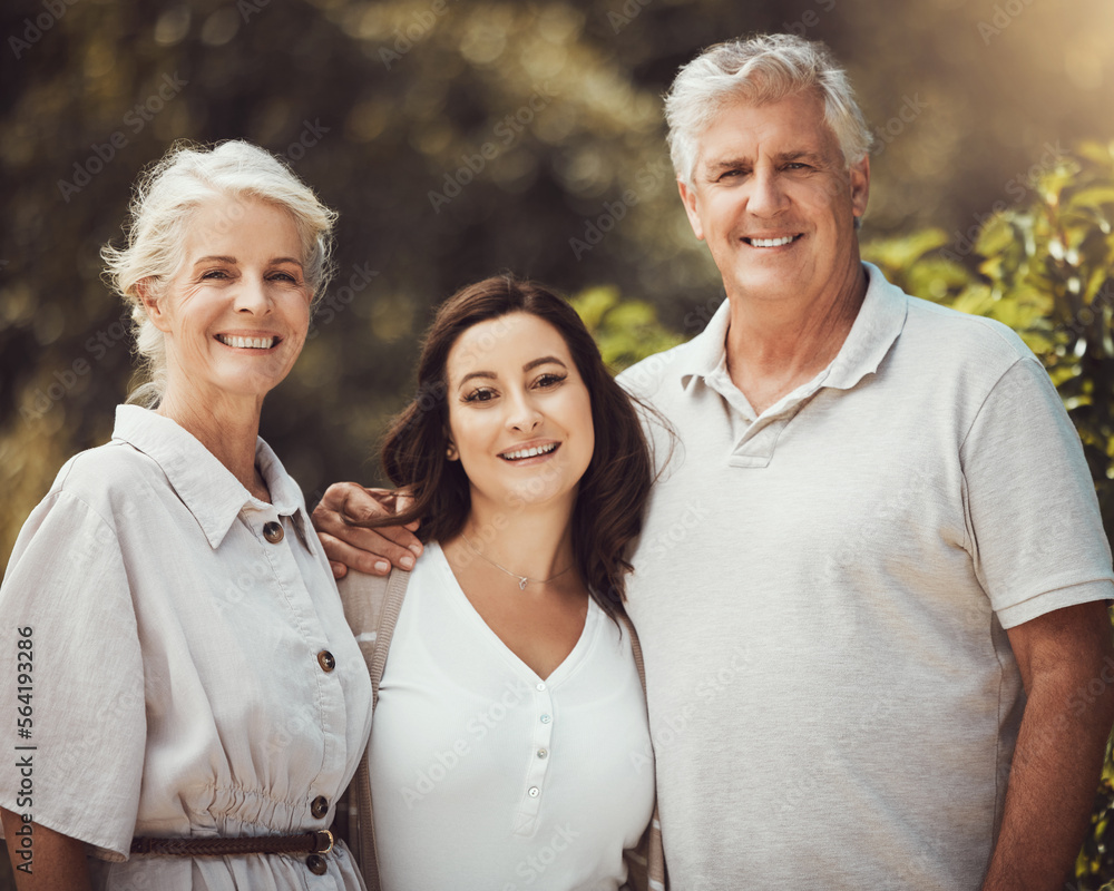 Foto de Happy family, portrait and bonding with senior parents, mother or father in nature park ...