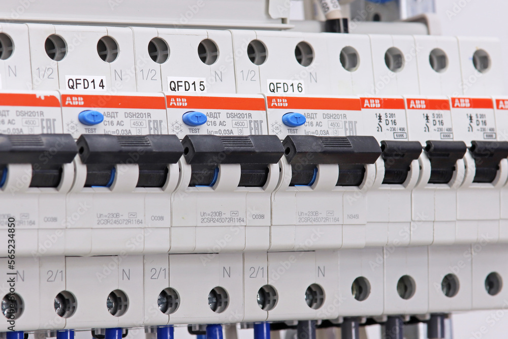 ABB automatic current switches for protection of electrical loads ...