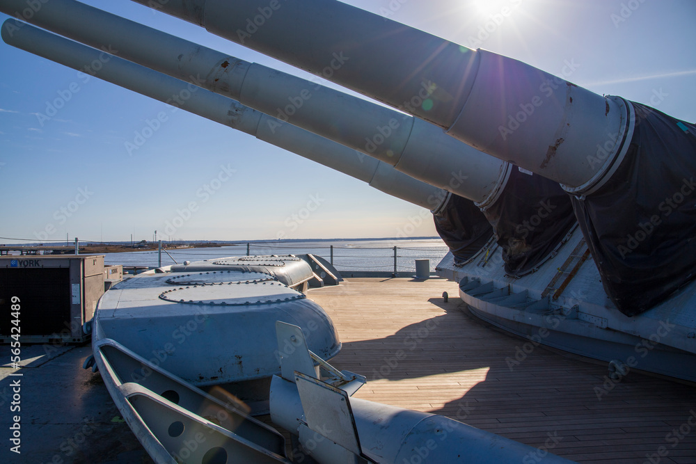The USS Alabama Battleship with guns mounted and a gorgeous clear blue ...