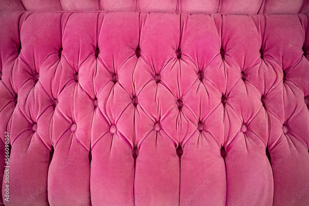 Foto de bright pink velvet sofa texture with button tufts do Stock ...