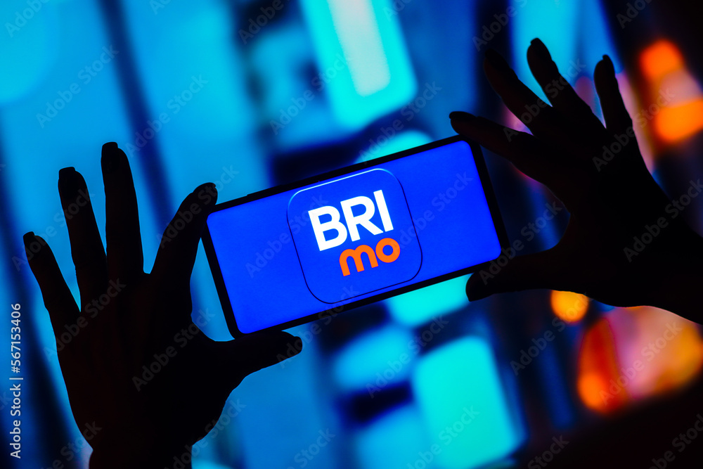 Foto de February 1, 2023, Brazil. In this photo illustration, the BRImo e-Payment logo is ...
