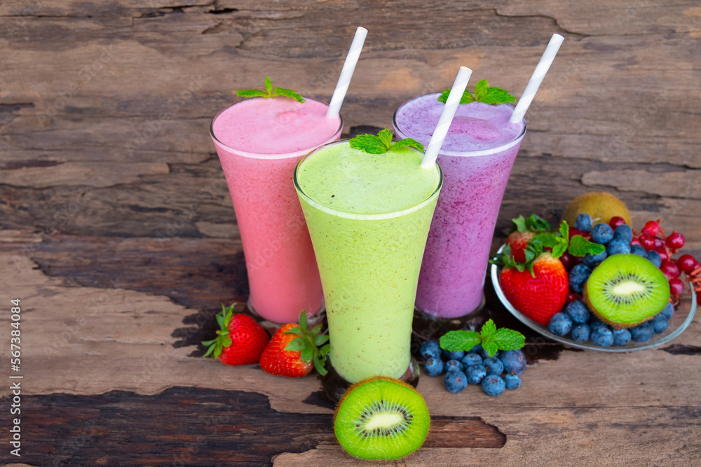 Kiwi strawberry and blueberry smoothies colorful fruit juice green ...