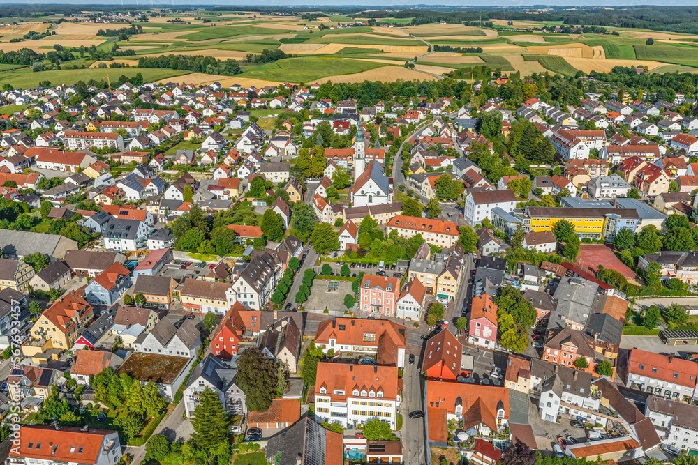 Mering im Landkreis Aichach-Friedberg im Luftbild - Blick ins ...