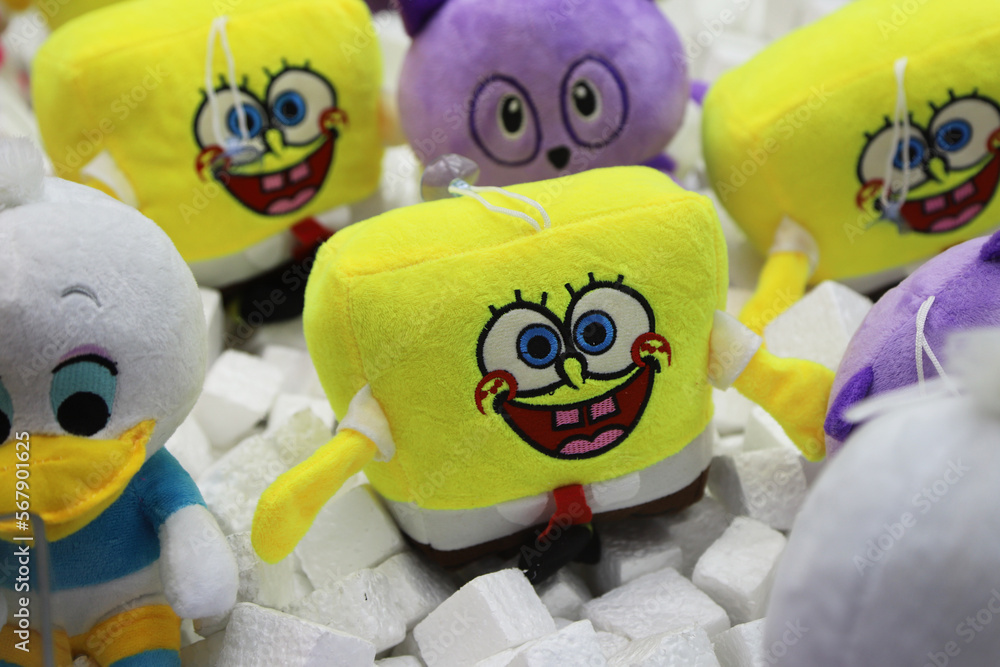 SpongeBob SquarePants. Electronic claw machine to grab stuffed animals ...