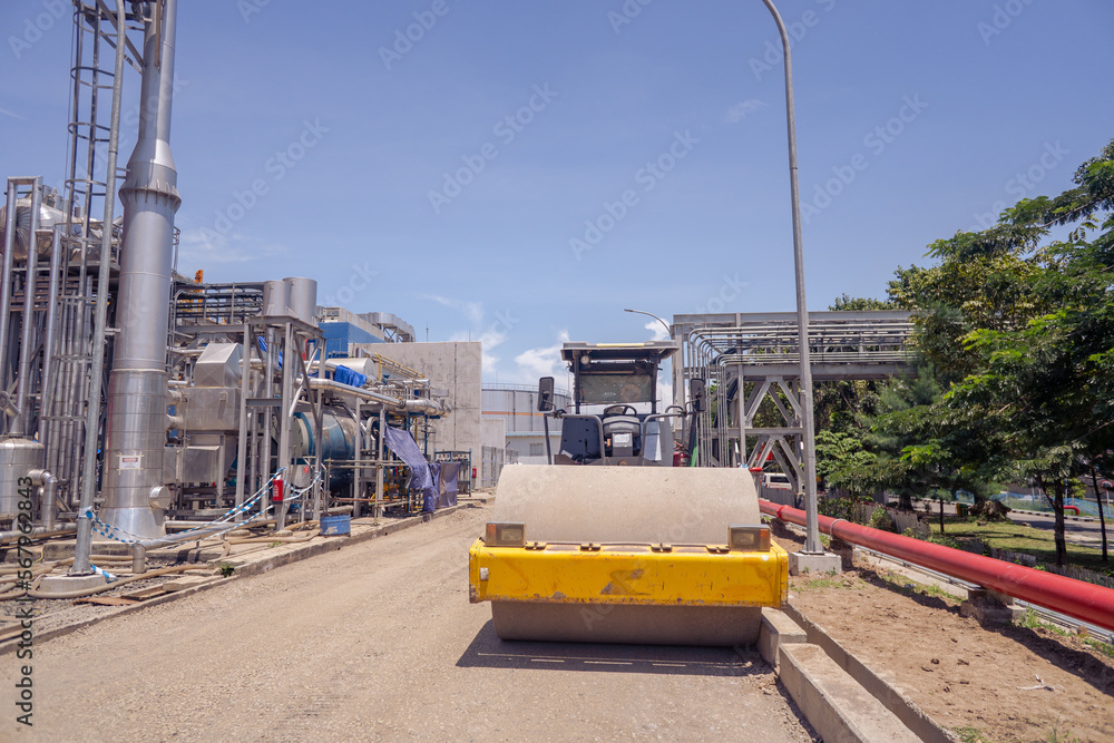 Land scraper and Vibro roller the heavy equipment for pretreatment road ...