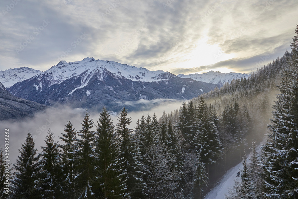 Foto de Schönes Winterpanorama im Skigebiet Wildkogel bei Bramberg in ...