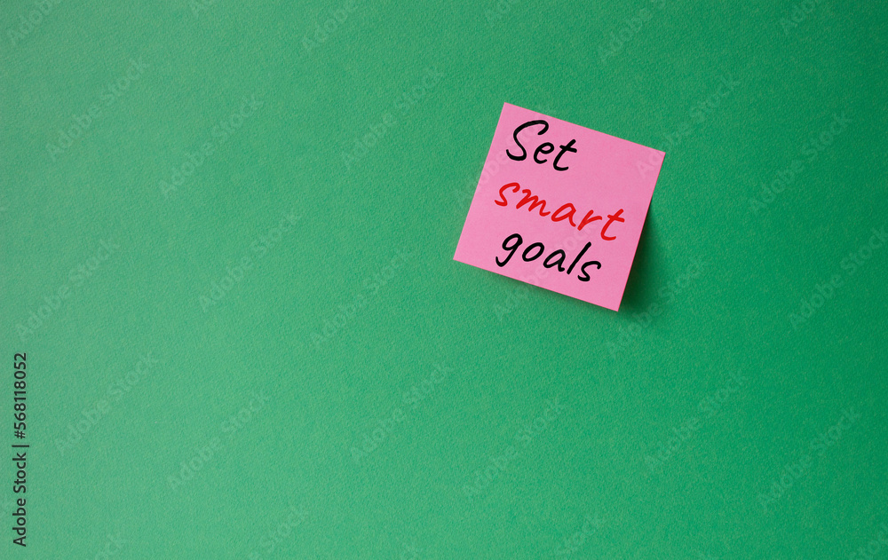 Set smart goals symbol. Concept words Set smart goals on pink steaky ...