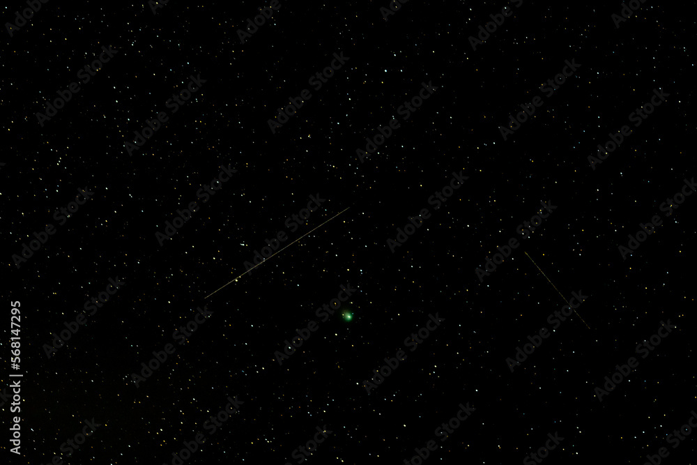 Foto de On February 1-2, 2023, the rare green comet C/2022 E3 (ZTF) made its closest approach to ...