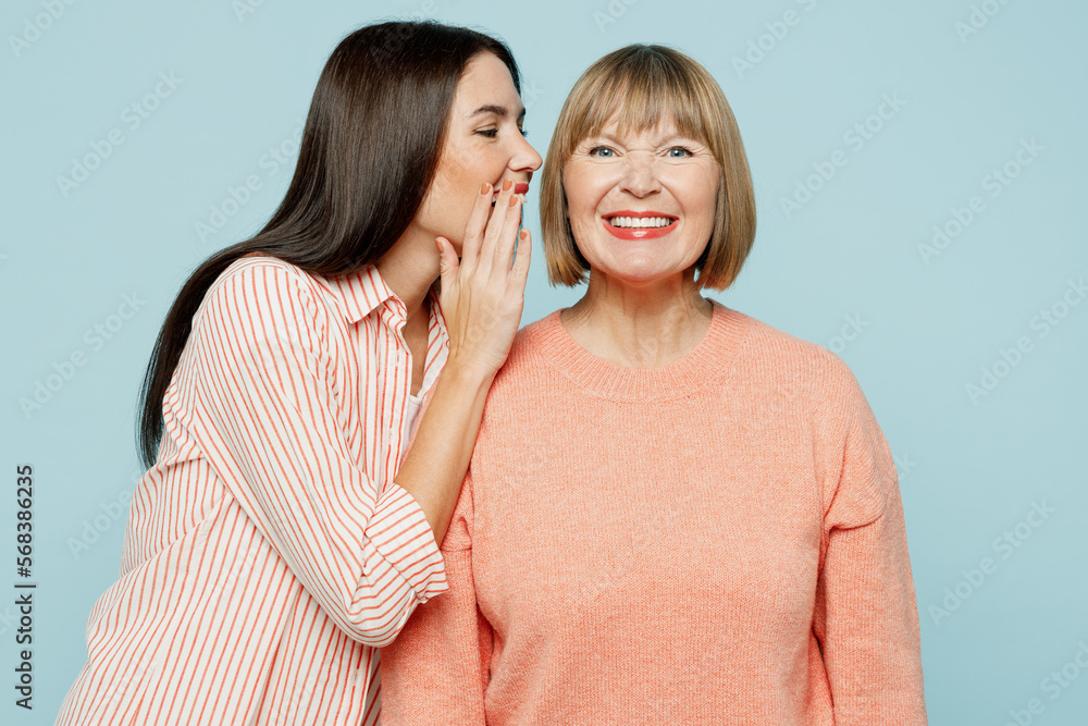 Foto de Elder parent mom with young adult daughter two women together ...