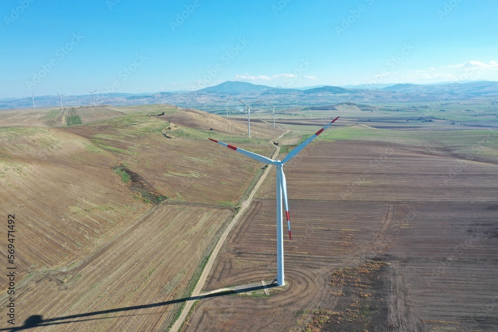 The windmills of the third millennium, THE WIND TURBINES, The kinetic ...