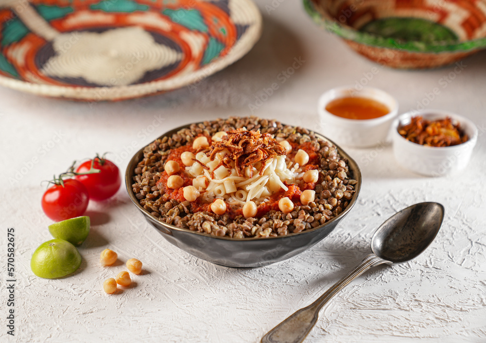 Egyptian Koshary images, Traditional Egyptian food, Delicious Koshary ...