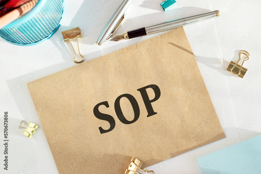 Foto de Standard Operating Procedure - SOP text on a craft envelope on ...