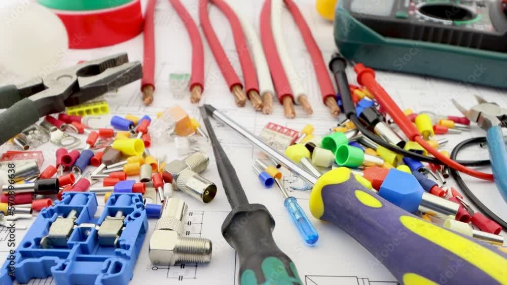 Automatic current switches, electrical wiring, tools for the ...