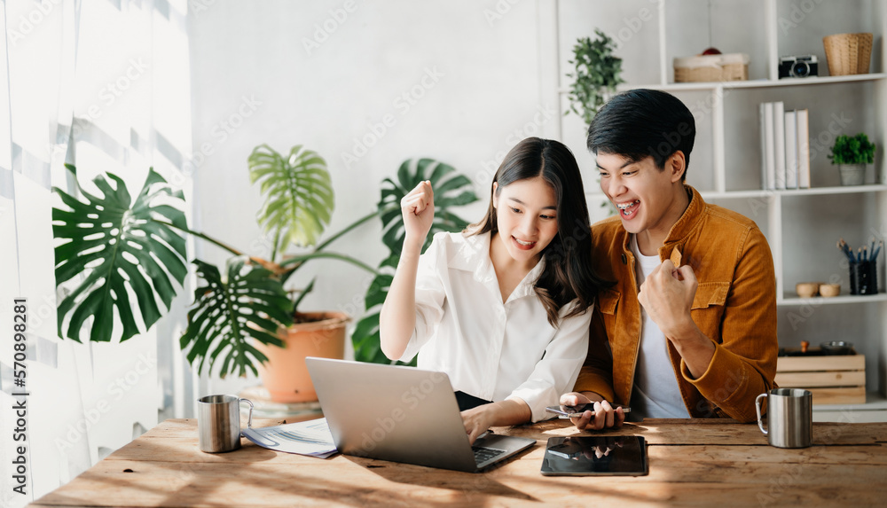 Young Asian business team creative businesspeople coworker, teamwork ...