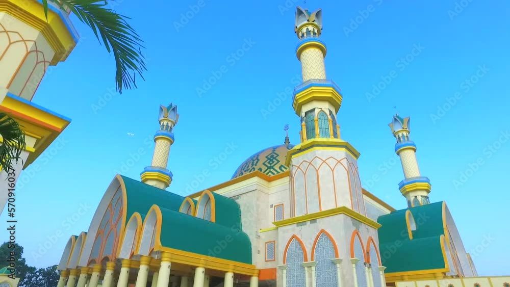 Islamic Center Lombok is a big Mosque in Mataram, Landmark Lombok ...