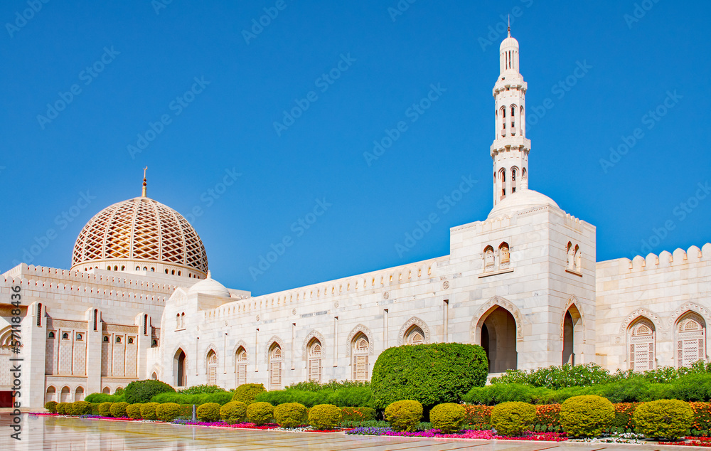 Sultan Qaboos Grand Mosque. Sultanate of Oman, Maskat Stock Photo ...