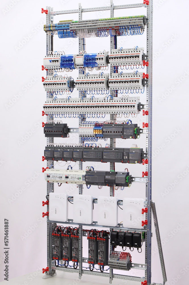 Electric switchboard with automatic current switches and automation ...