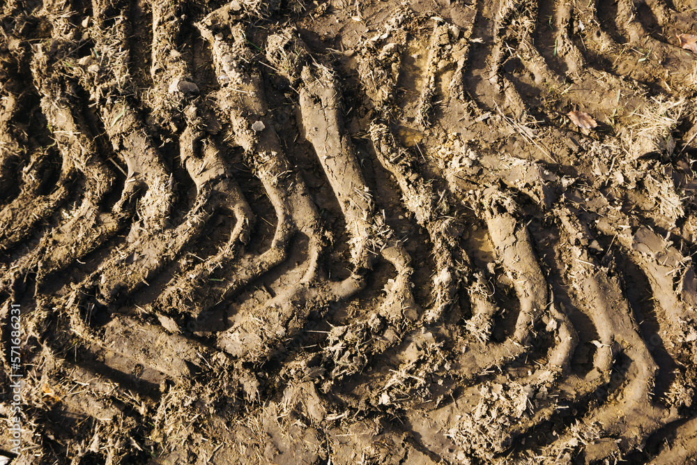 Sand tyre mark background. Tire track shape. Trail lines on dry brown ...