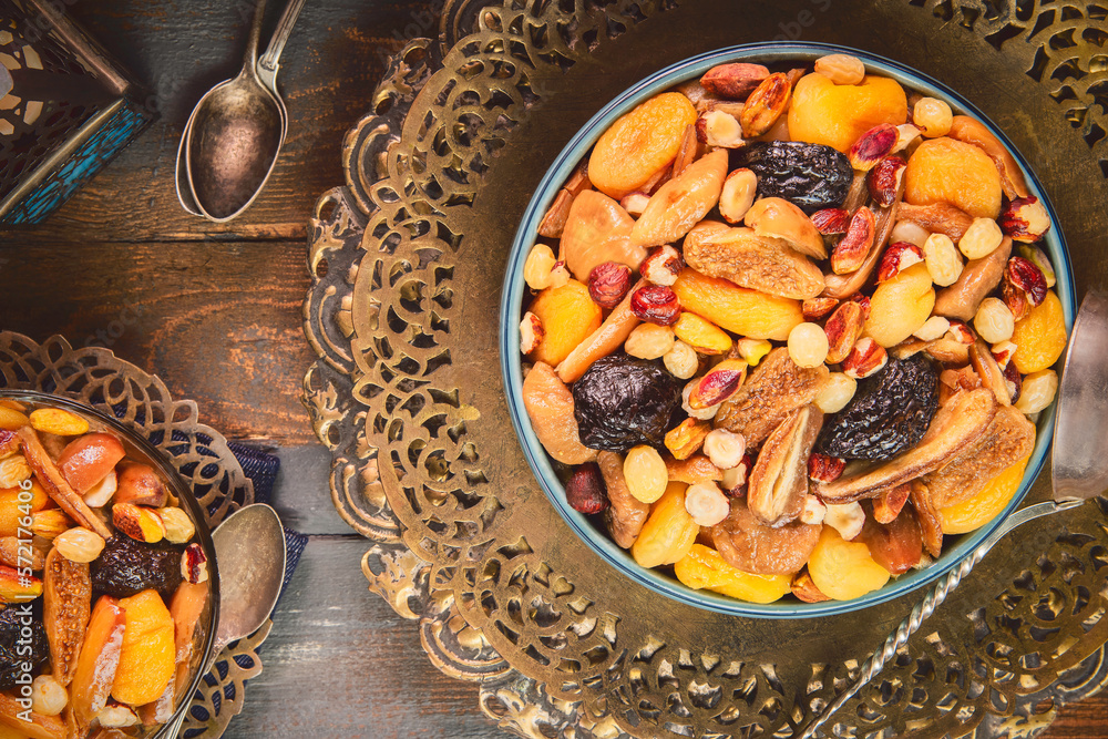Arabic Cuisine; A delicious mix of dried fruits and nuts makes ...