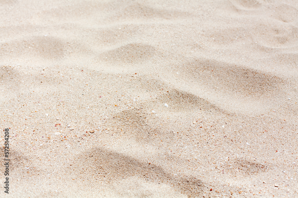Foto de White sand texture close up background, wavy sandy pattern ...