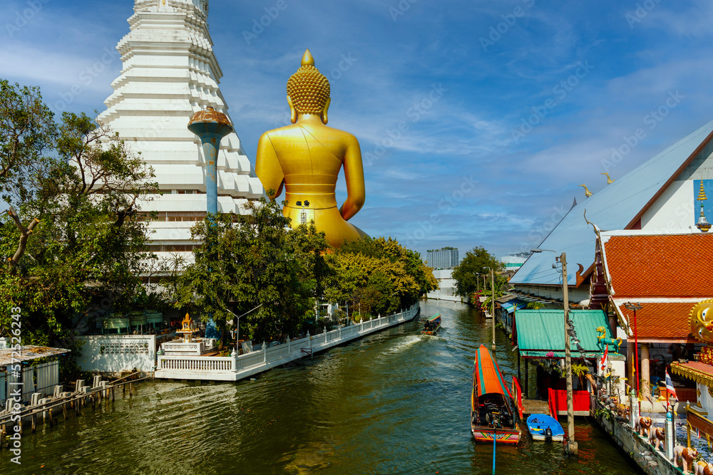 Wat Paknam Phasi Charoen Temple, Stunning temple outside the main city ...