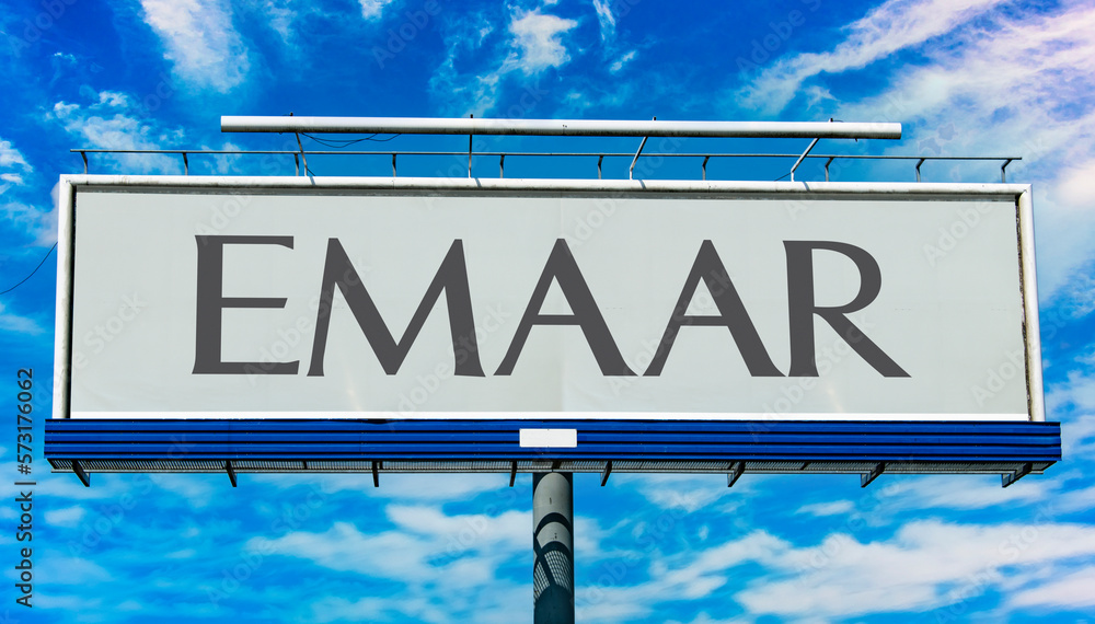Advertisement billboard displaying logo of Emaar Properties Stock Photo ...