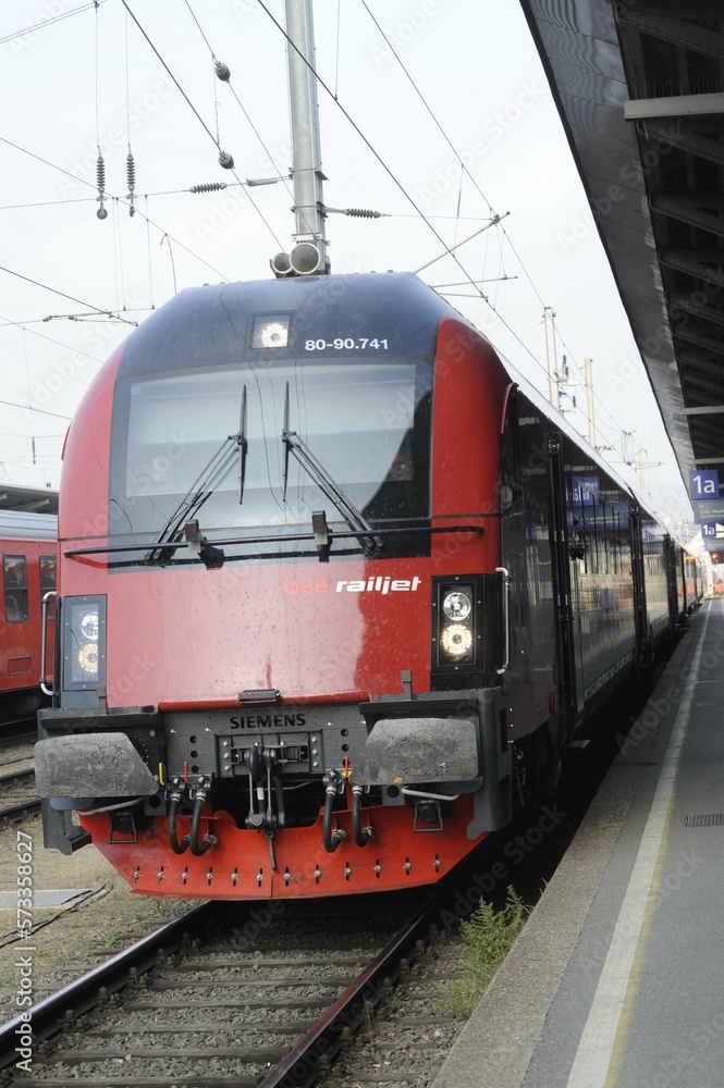 railjet,taurus,lok,lokomotive,lokomotiven,triebwagen,bahn,eisenbahn,zug ...