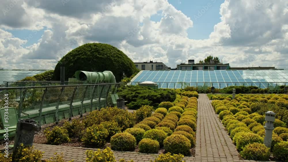 Botanical garden on the roof of the Warsaw University library modern ...