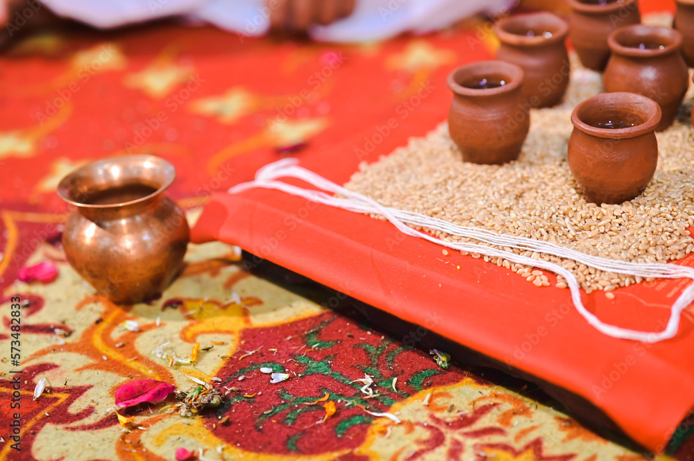 Foto de Kullad cups in hindu worship. Ceramic Cups. Ceramic mugs. Hindu ...